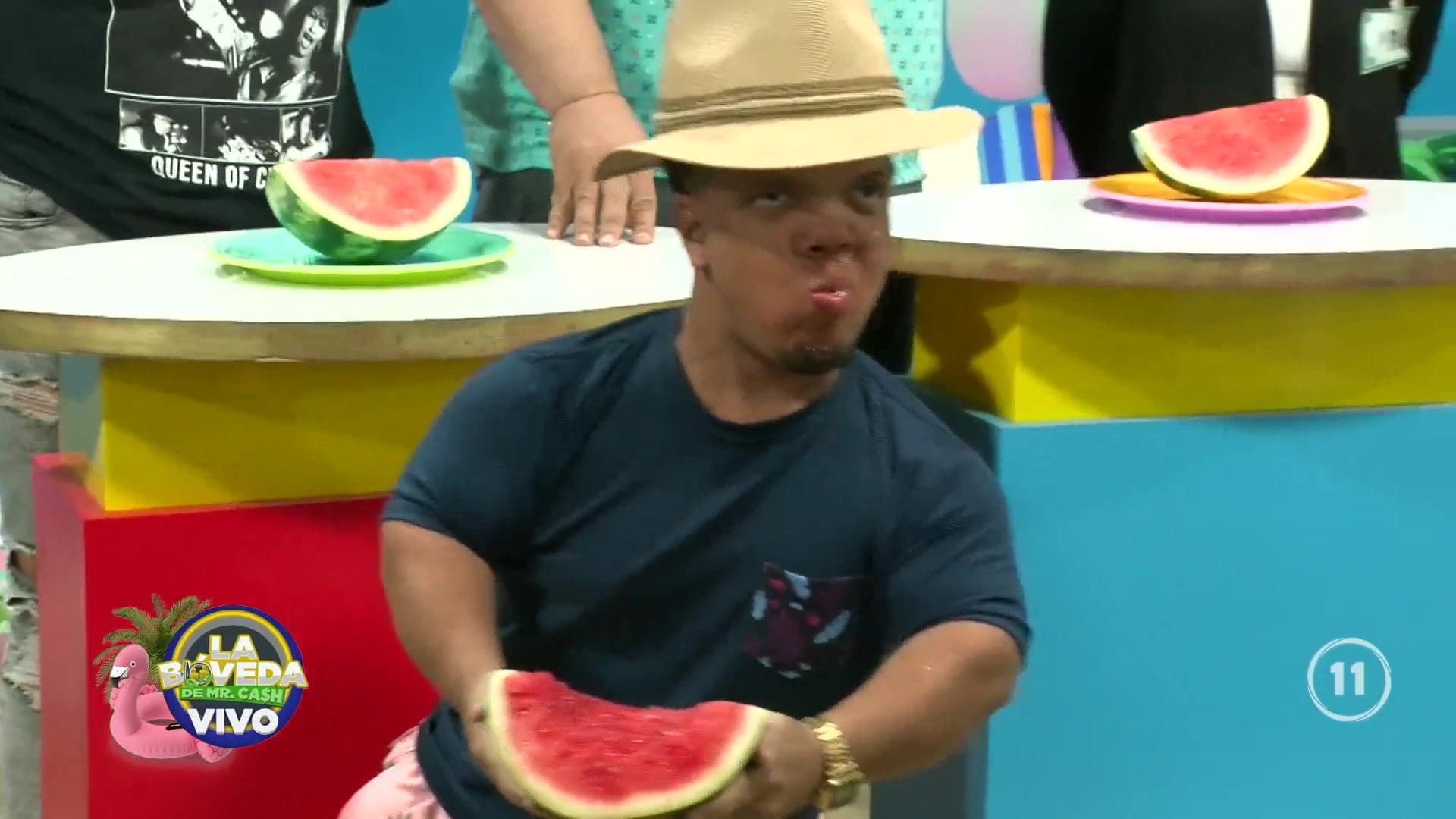 A boca llena en el reto de Finito - TeleOnce TV | Vívelo