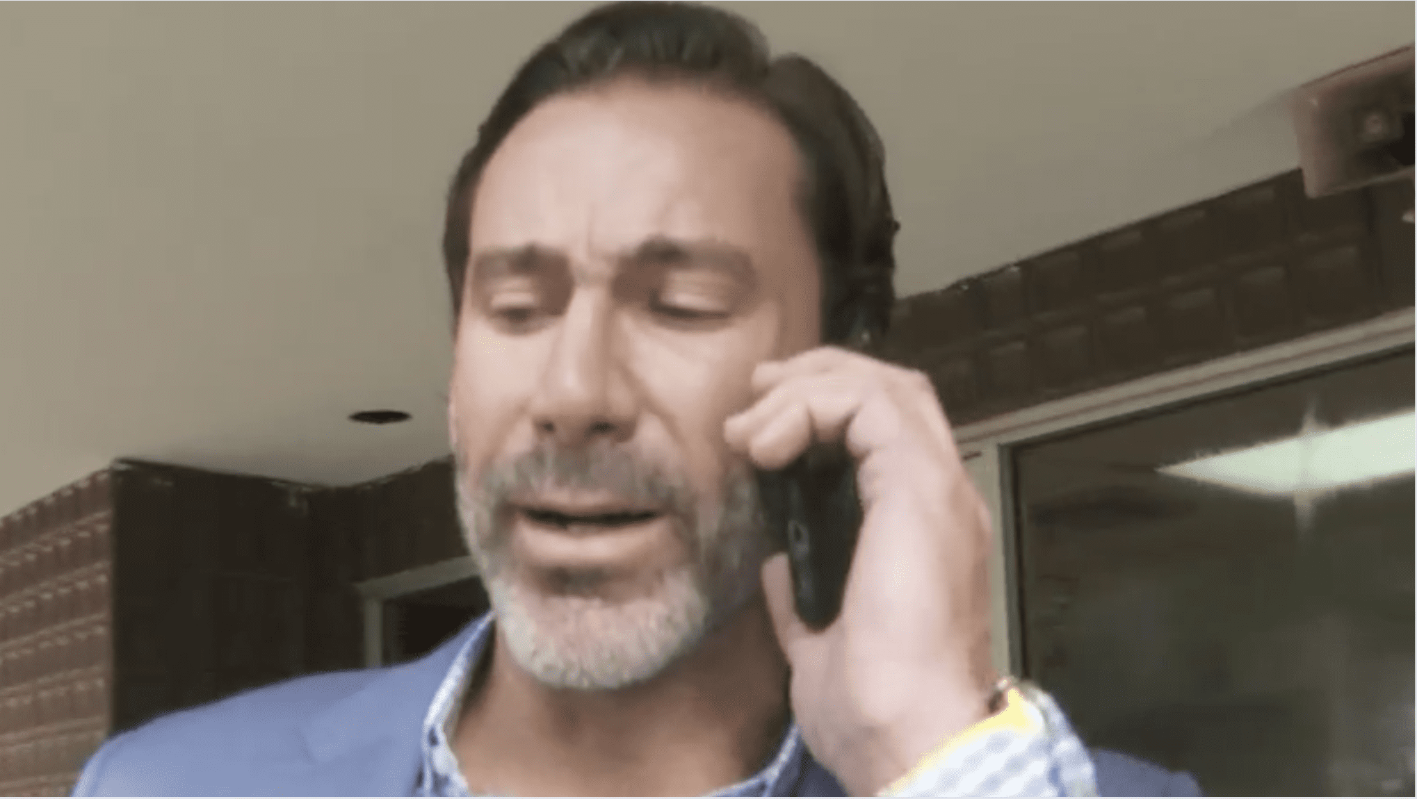 Licenciado Ricardo Hatton llora en sala por la custodia de sus mascotas ...