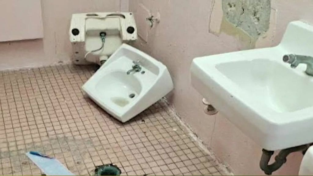 "Un poquito tétricas" las condiciones en una escuela en Carolina ...