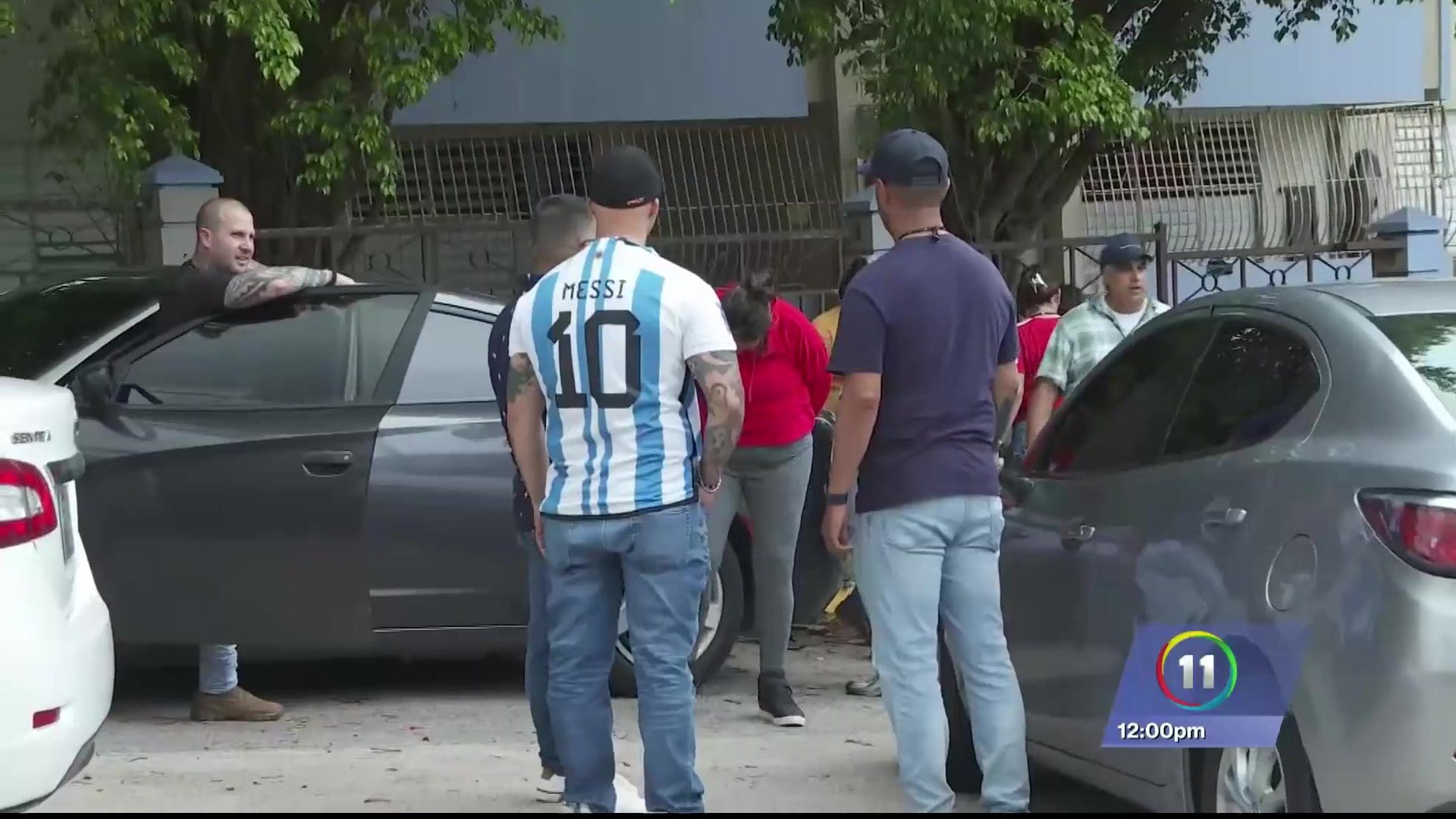 Operativo termina con el arresto de cuatro adultos y un menor en ...