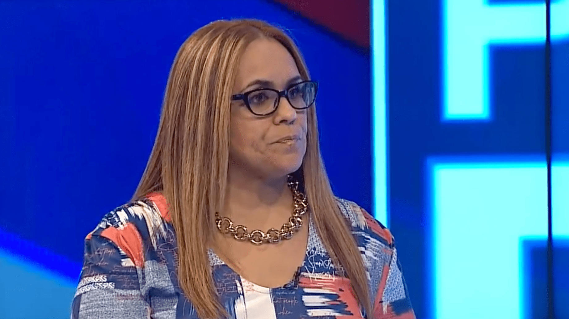 Presidenta de la CEE responde a los ataques en su contra - TeleOnce TV ...