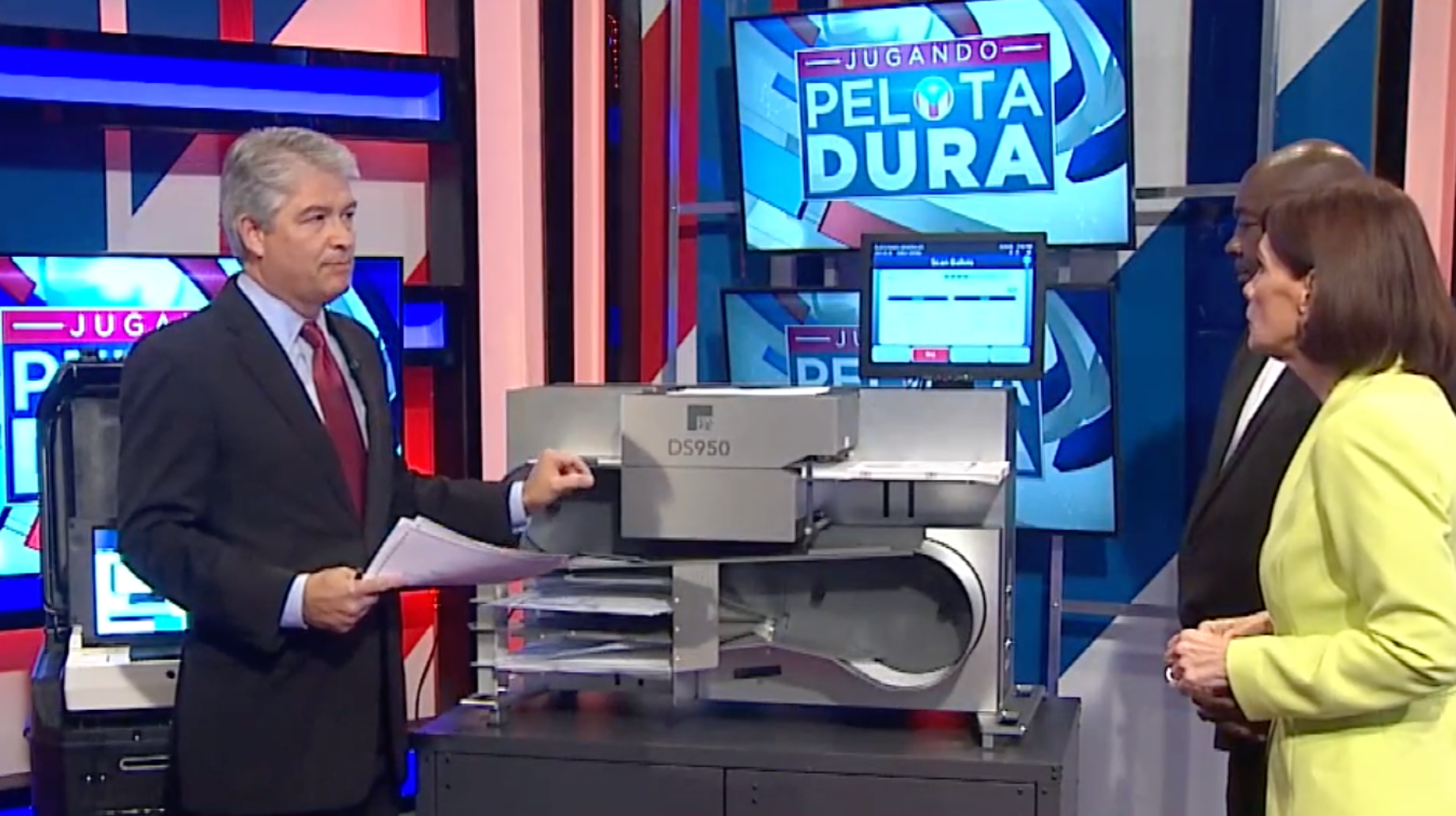 Simulacro electoral de cara a las elecciones con máquinas de Election Systems and Software ...