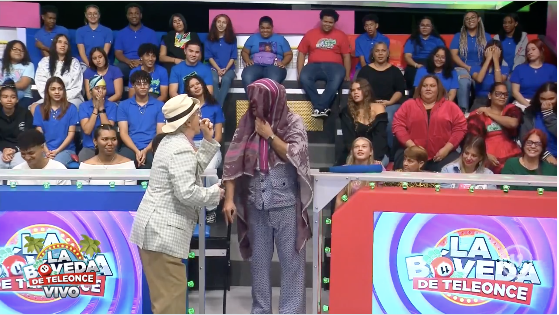 Maneco coge de bobo a Don Viagro - TeleOnce TV | Vívelo