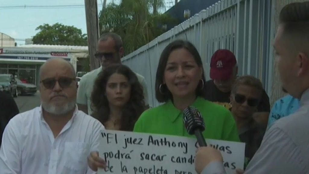 Trasladan arrestados a cuartel de Hato Rey - TeleOnce TV | Vívelo