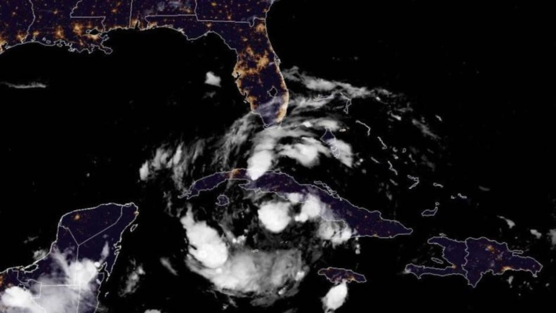Emiten alerta de huracán para partes de Florida mientras Debby se ...