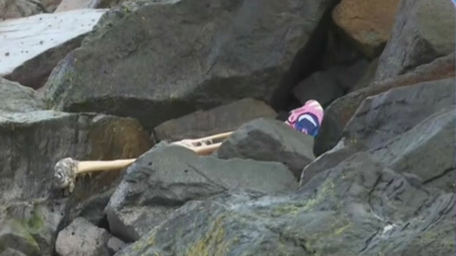 Hallan pierna humana en la playa del Escambrón - TeleOnce TV | Vívelo