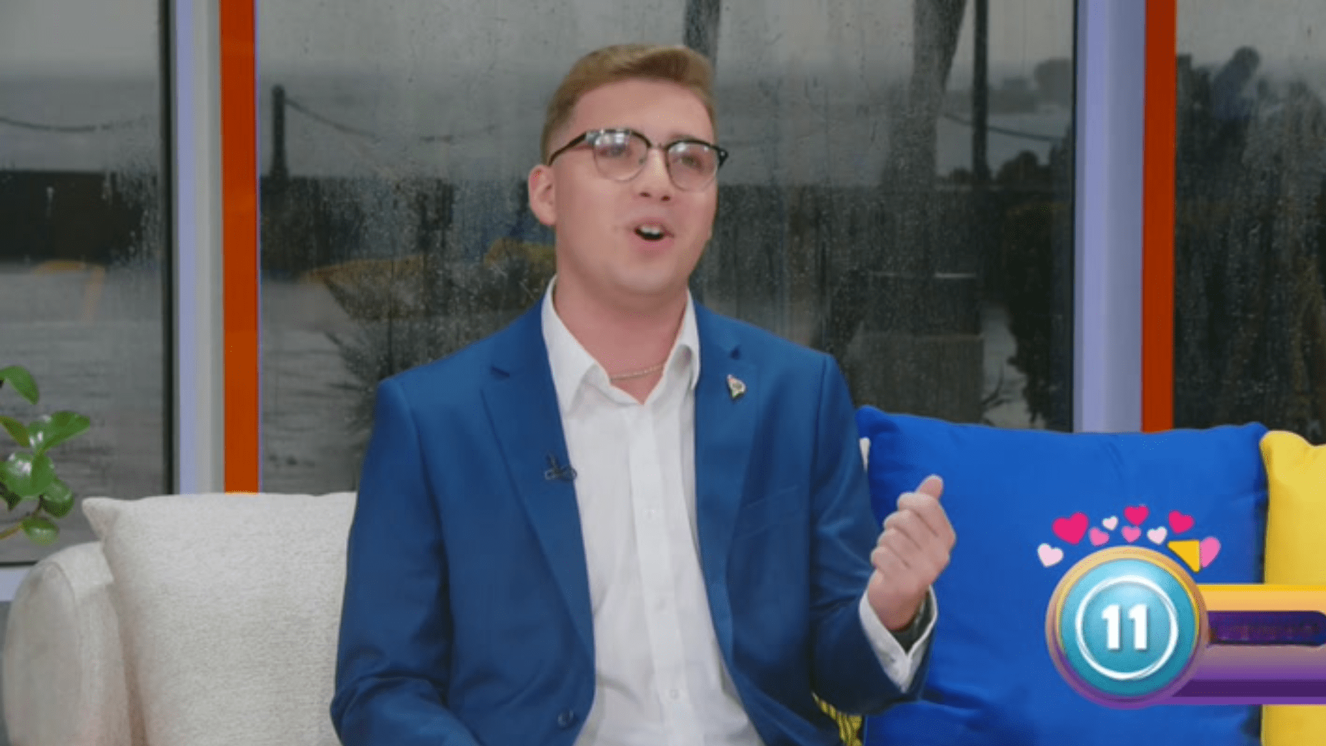 ¡Legislador de día y cantante de noche! - TeleOnce TV | Vívelo