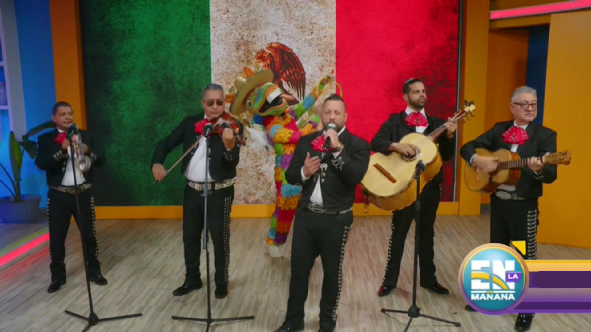 Alex Esteras y El Mariachi El Rey - TeleOnce TV | Vívelo