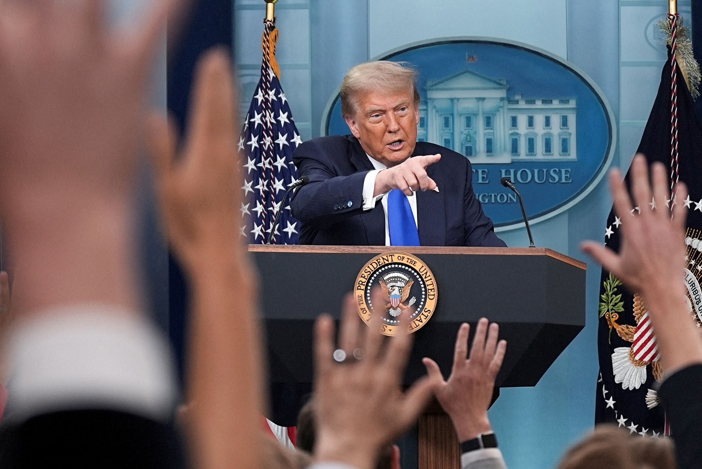 Contra el reloj acuerdos comerciales de Trump - TeleOnce TV | Vívelo