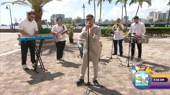 Ricky Royal presenta el tema “Ella” - TeleOnce TV | Vívelo