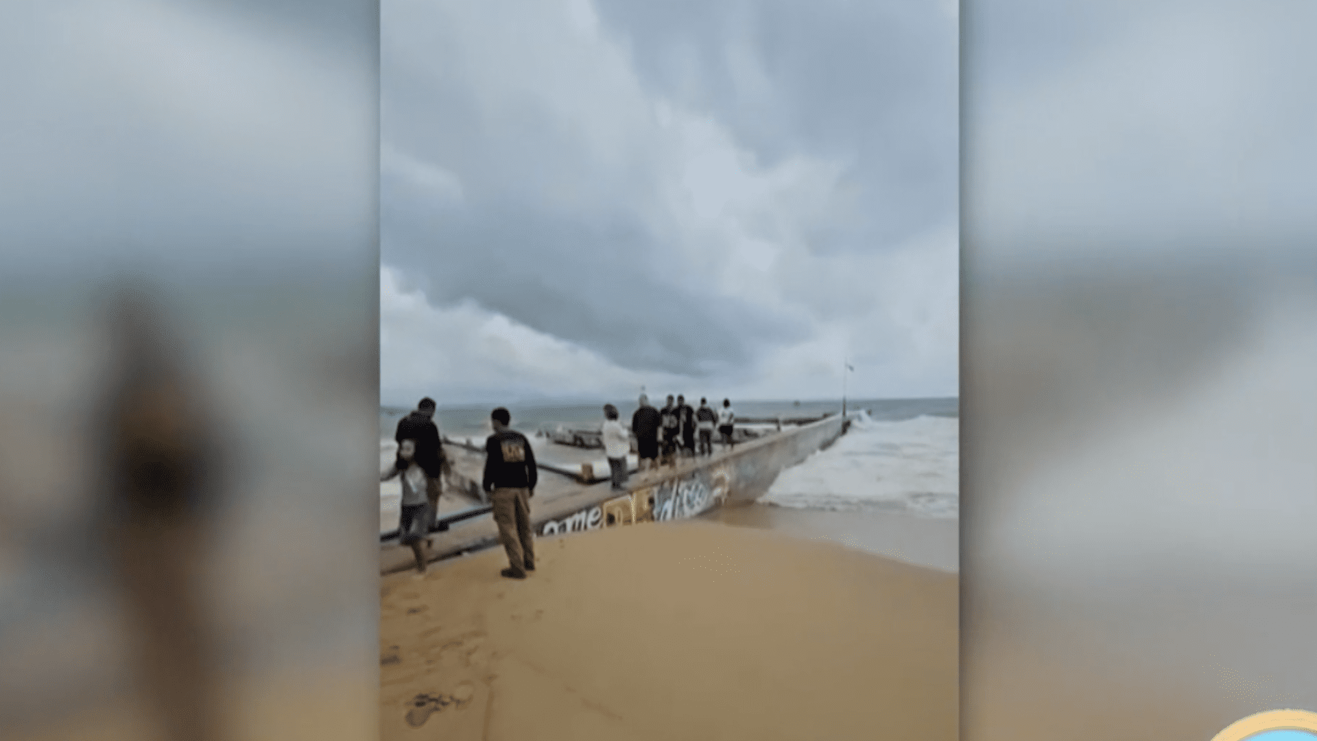Colapsa parcialmente el muelle Crash Boat en Aguadilla tras el paso del ...