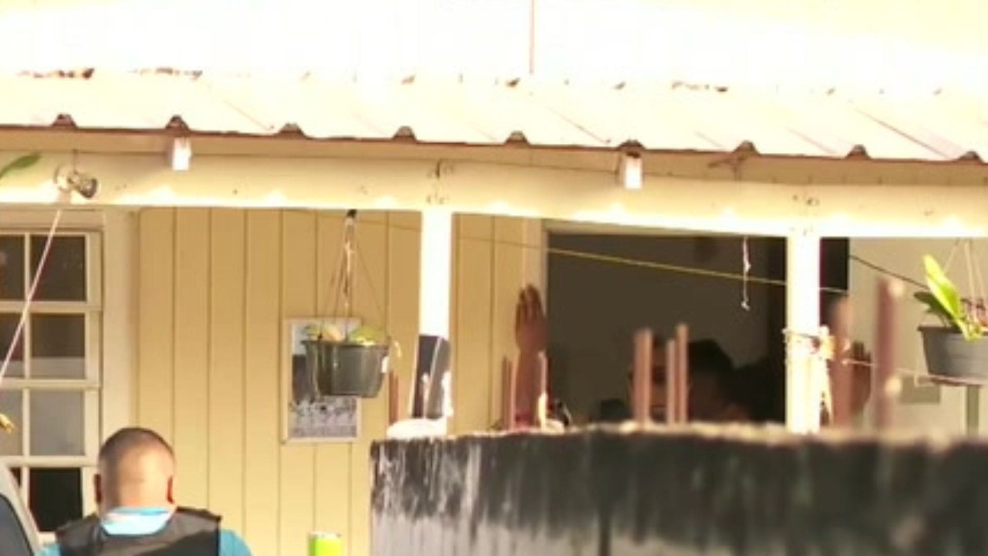Madre E Hija Arrestadas Durante Allanamiento En Toa Baja Teleonce Tv 1018