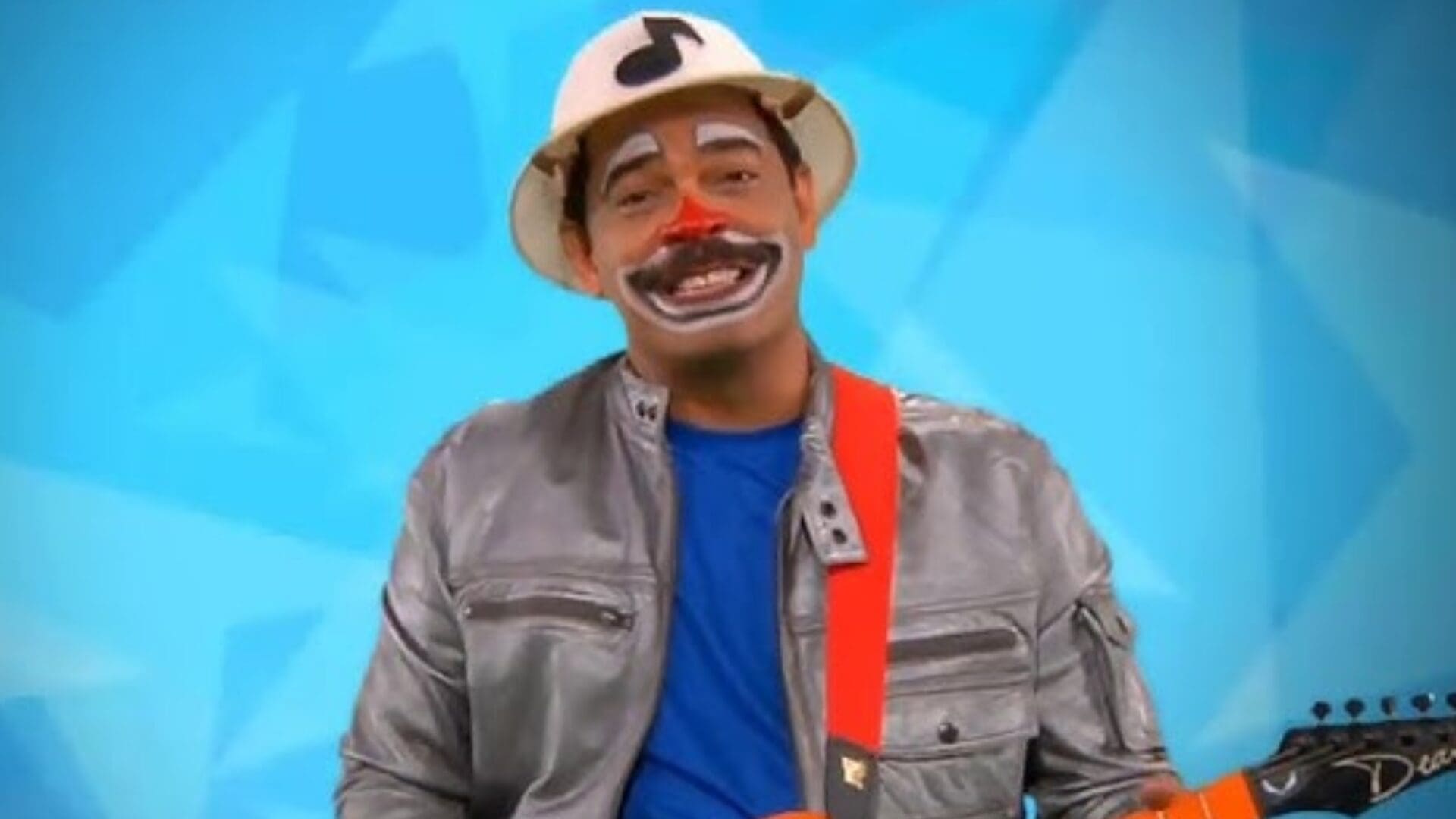 UPR otorga doctorado honoris causa al payaso Remi - TeleOnce TV | Vívelo