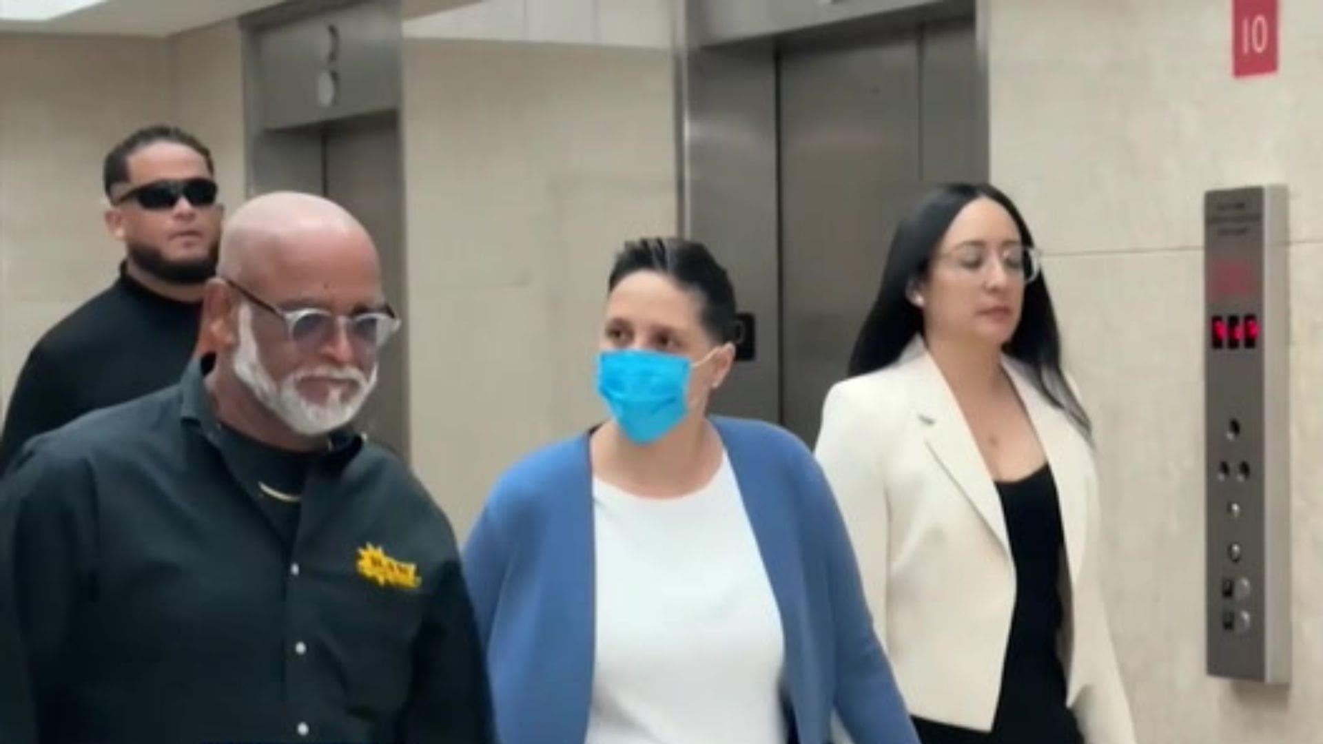 “Falta de respeto”: Carmen Santos cuestiona retraso en ingreso a ...