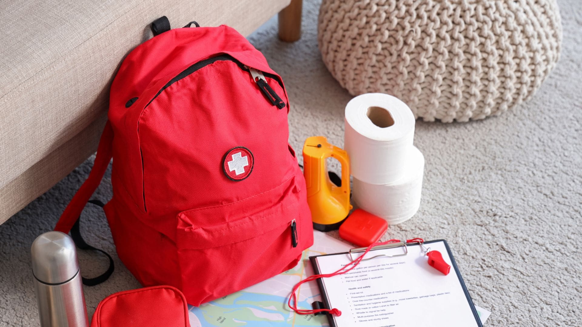 Aprende cómo preparar una mochila de emergencia ante un terremoto ...