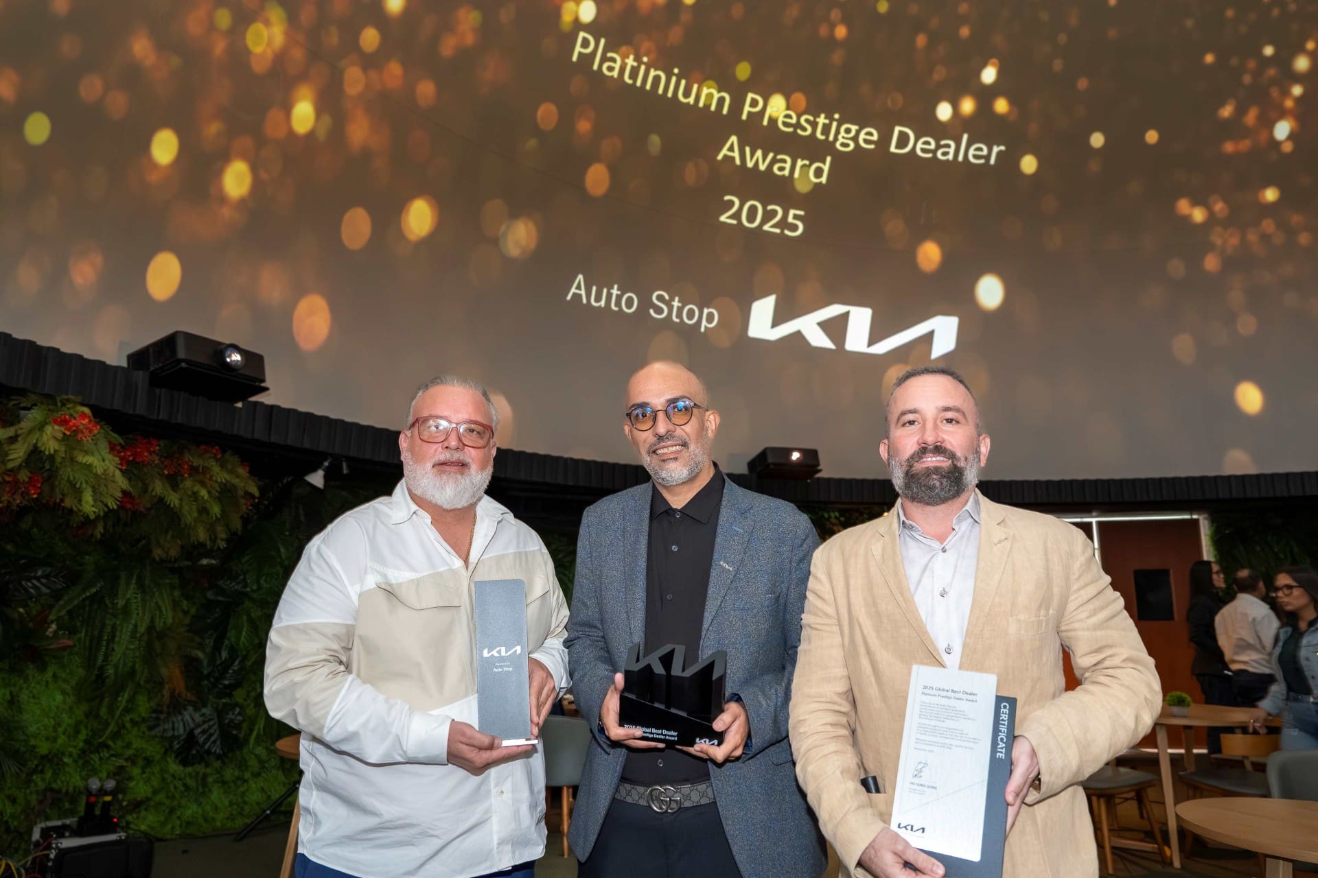 Kia otorga el Platinum Prestige Award - TeleOnce TV | Vívelo